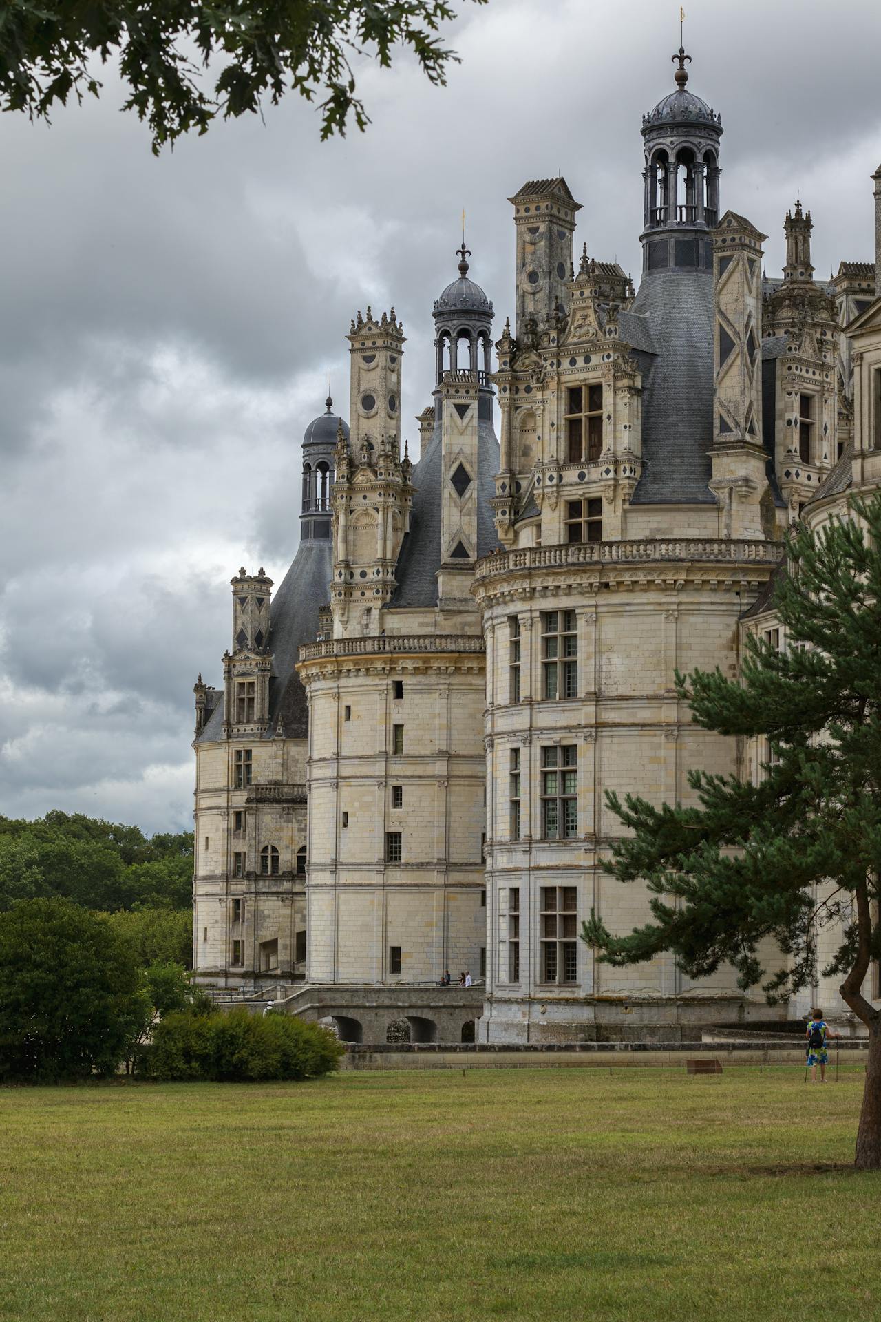 The Château de Chambord: A Masterpiece of Renaissance Art and ...